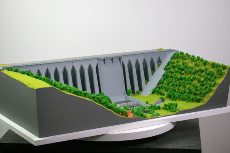 Hydroelectric Dam Model - Architectural Models
